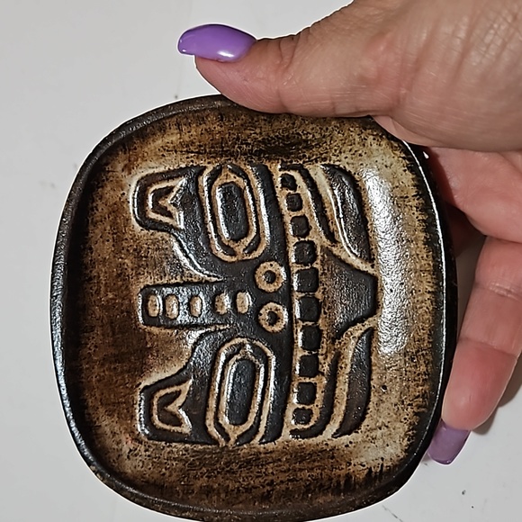 haida gwaii | Accents | Haida Gwaii Art Pottery Hand Made Signed Ruth ...